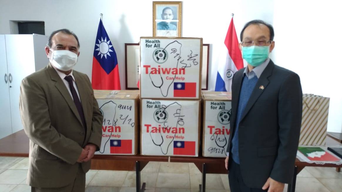 NUEVO CÓNSUL GENERAL DE CHINA TAIWÁN DONÓ TAPABOCAS PARA ITAPÚA ... NUEVO CÓNSUL GENERAL DE CHINA TAIWÁN DONÓ TAPABOCAS PARA ITAPÚA ...