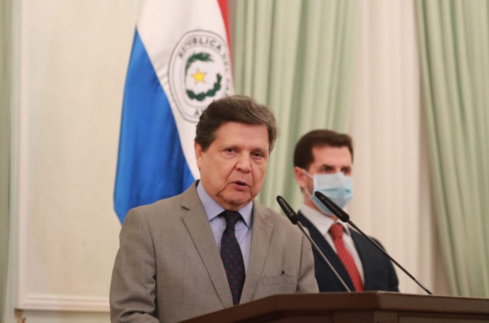 MINISTRO EUCLIDES ACEVEDO DA POSITIVO AL COVID-19 – Itapúa Noticias